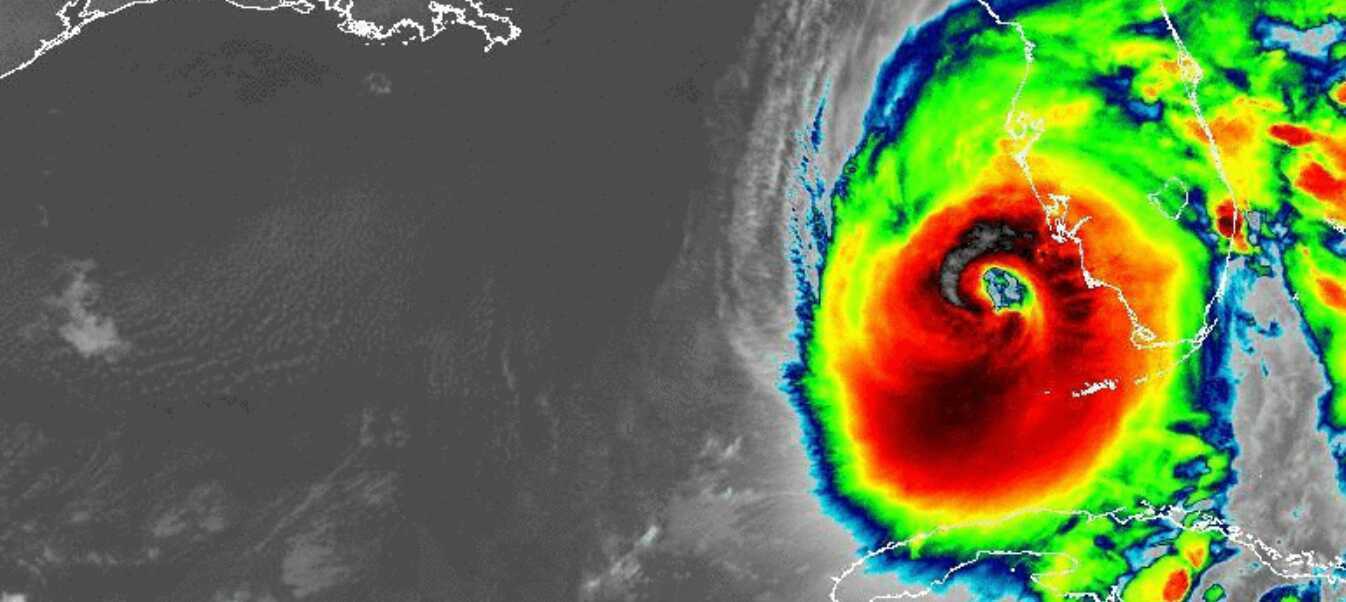 Hurricane IAN almost CAT 5 155 MPH winds 9/28/2022 8 am